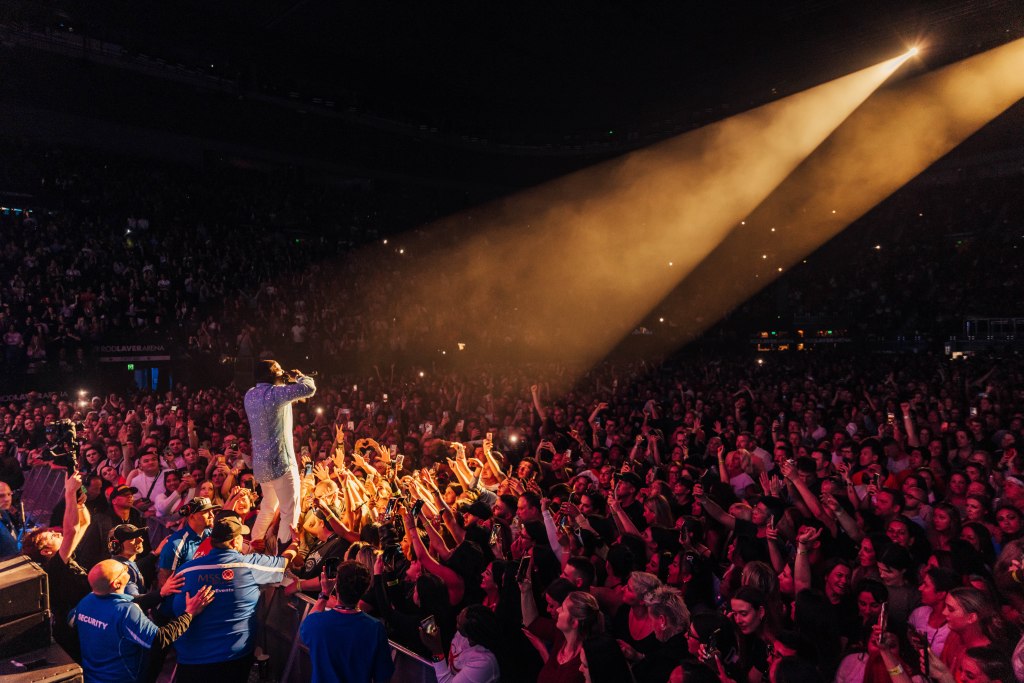 Fridayz Live '22 | Lightology Australia