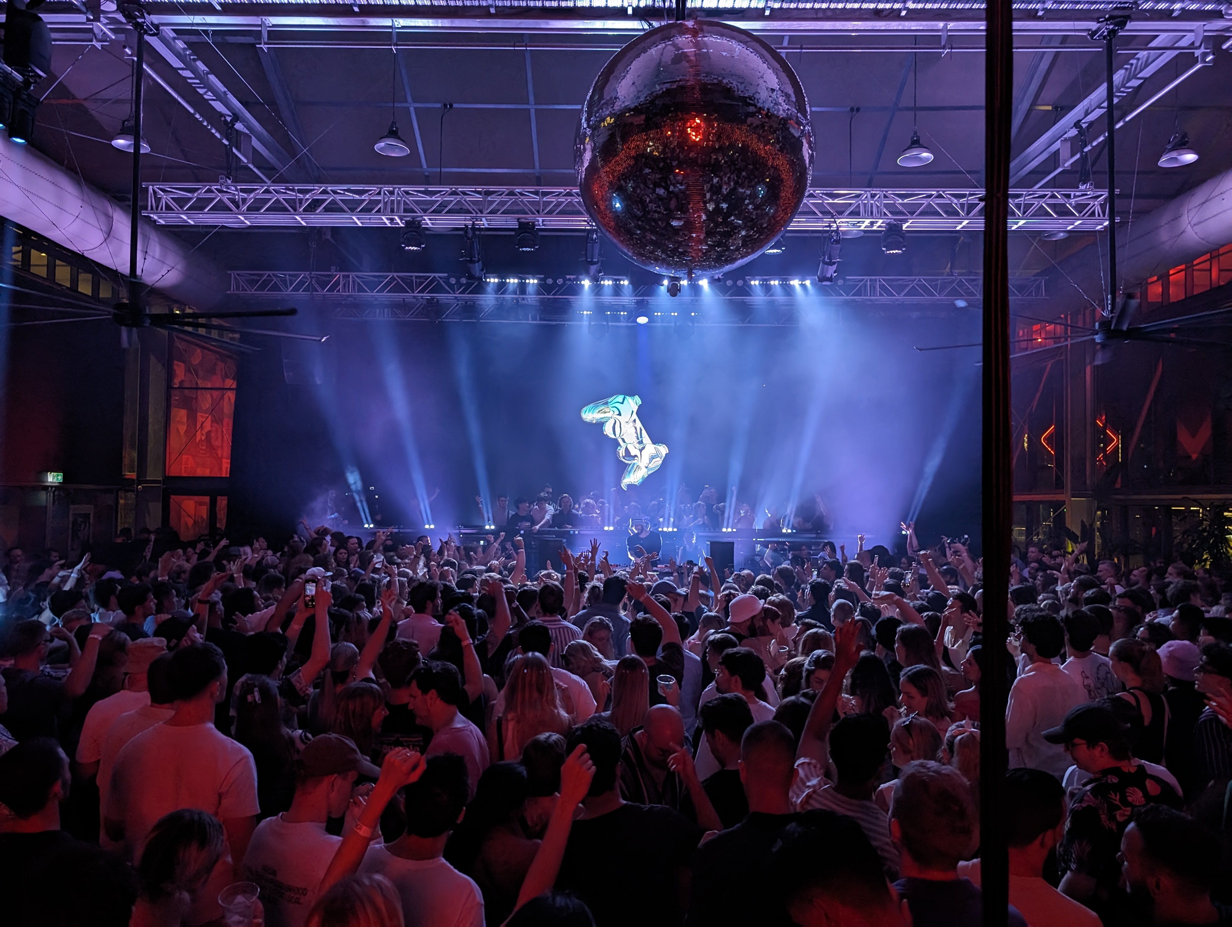 Folamour | Lightology Australia